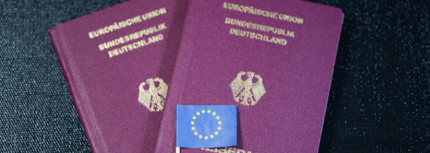 Einbürgerungsantrag: Voraussetzungen, Dauer, Kosten