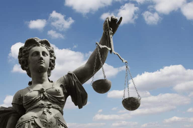 Erbrecht und Erbsteuerrecht: Was regeln die Gesetze?